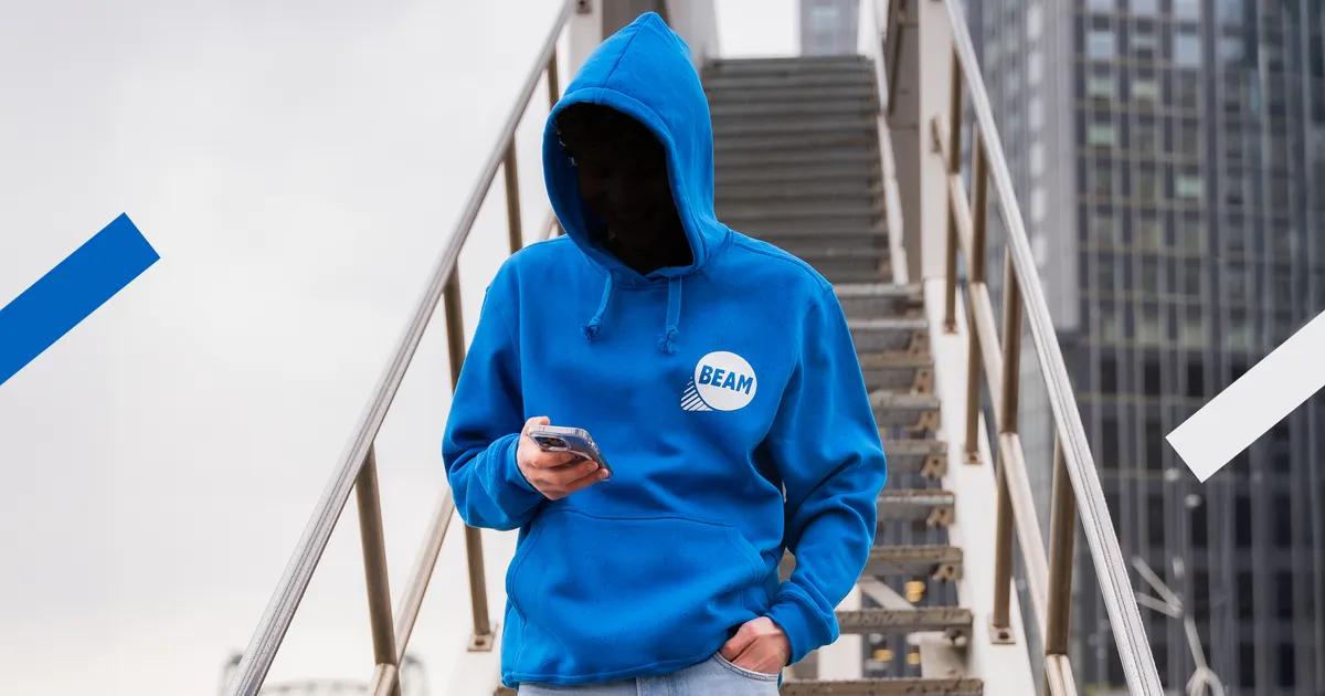 Over honderd jaar is de hele wereld mij vergeten - BEAM